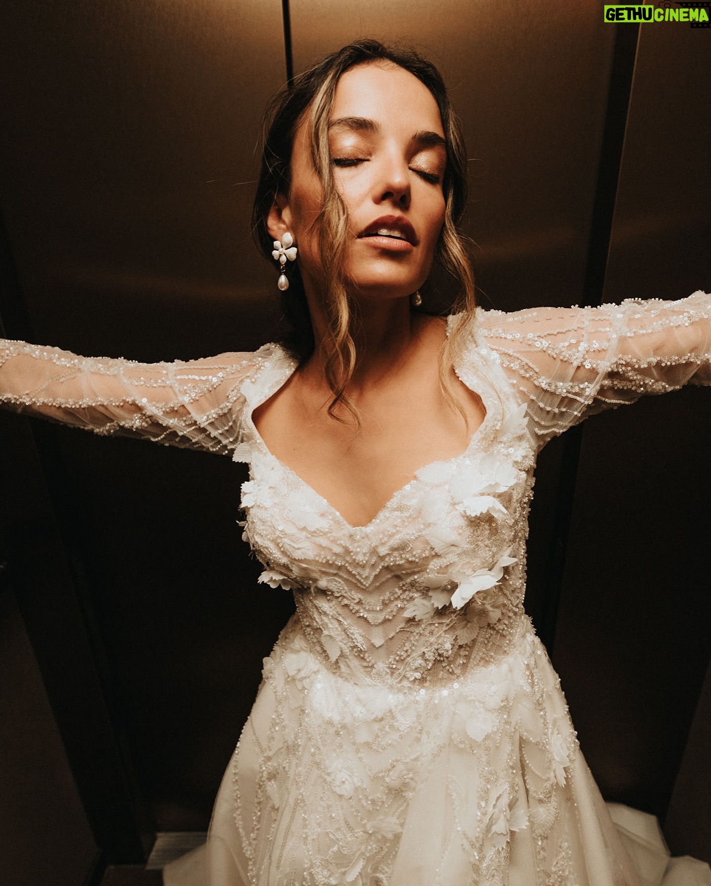 Actress Sandra Silva HD Instagram Photos and Wallpapers June 2024 ...