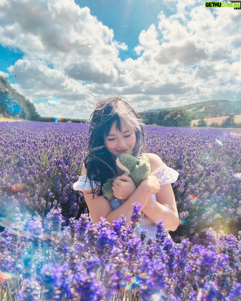 Actress Sarah Bonito HD Instagram Photos and Wallpapers January 2024 ...