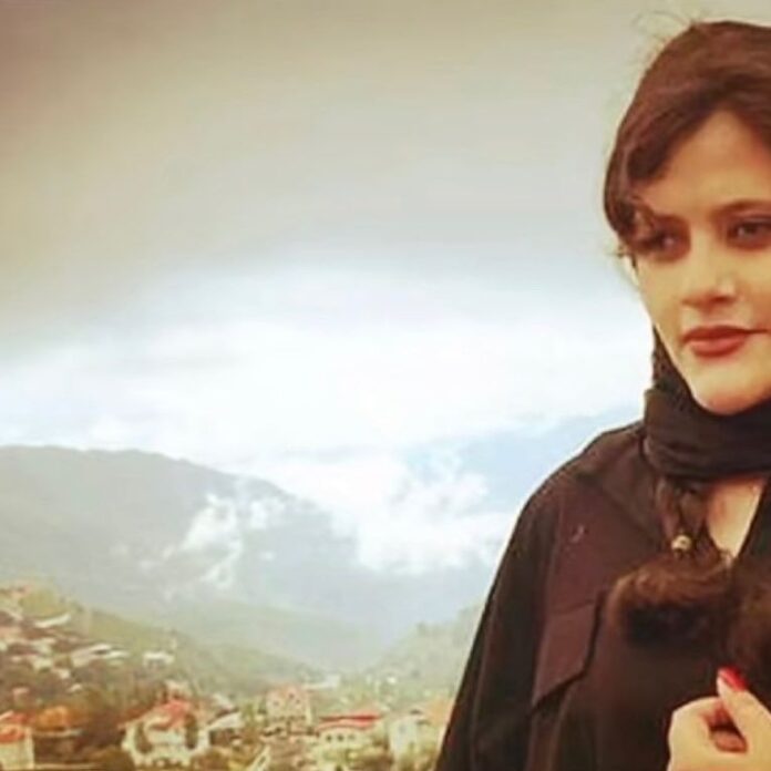 Countdown: Setare Eskandari's 10 Most Popular Instagram Posts