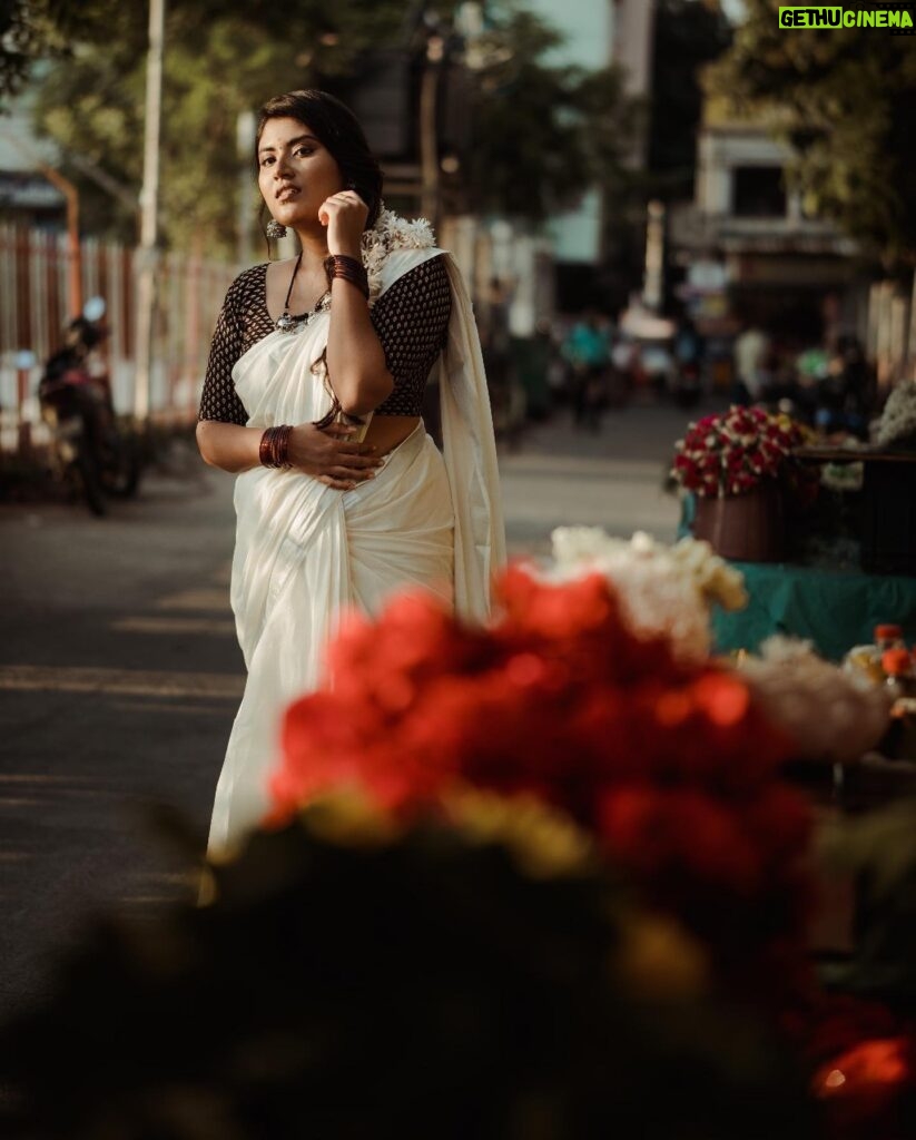 Actress Shamni Mahe HD Instagram Photos and Wallpapers August 2023 ...