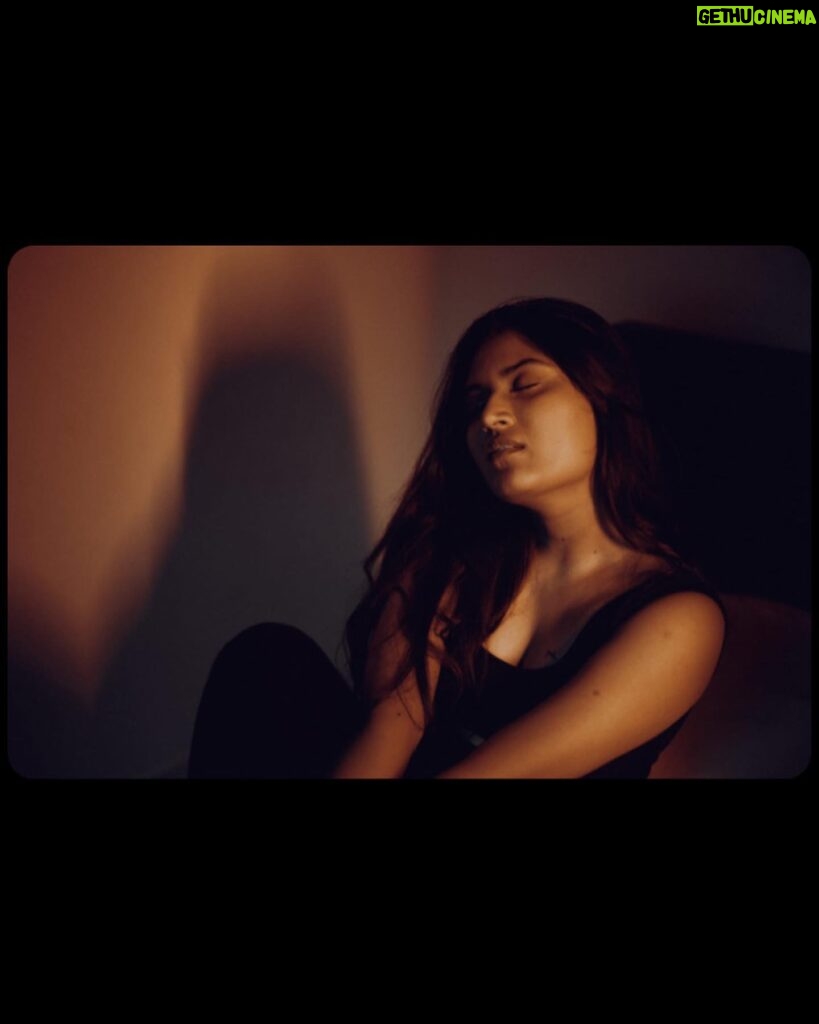 Actress Shamni Mahe HD Instagram Photos and Wallpapers March 2024 ...