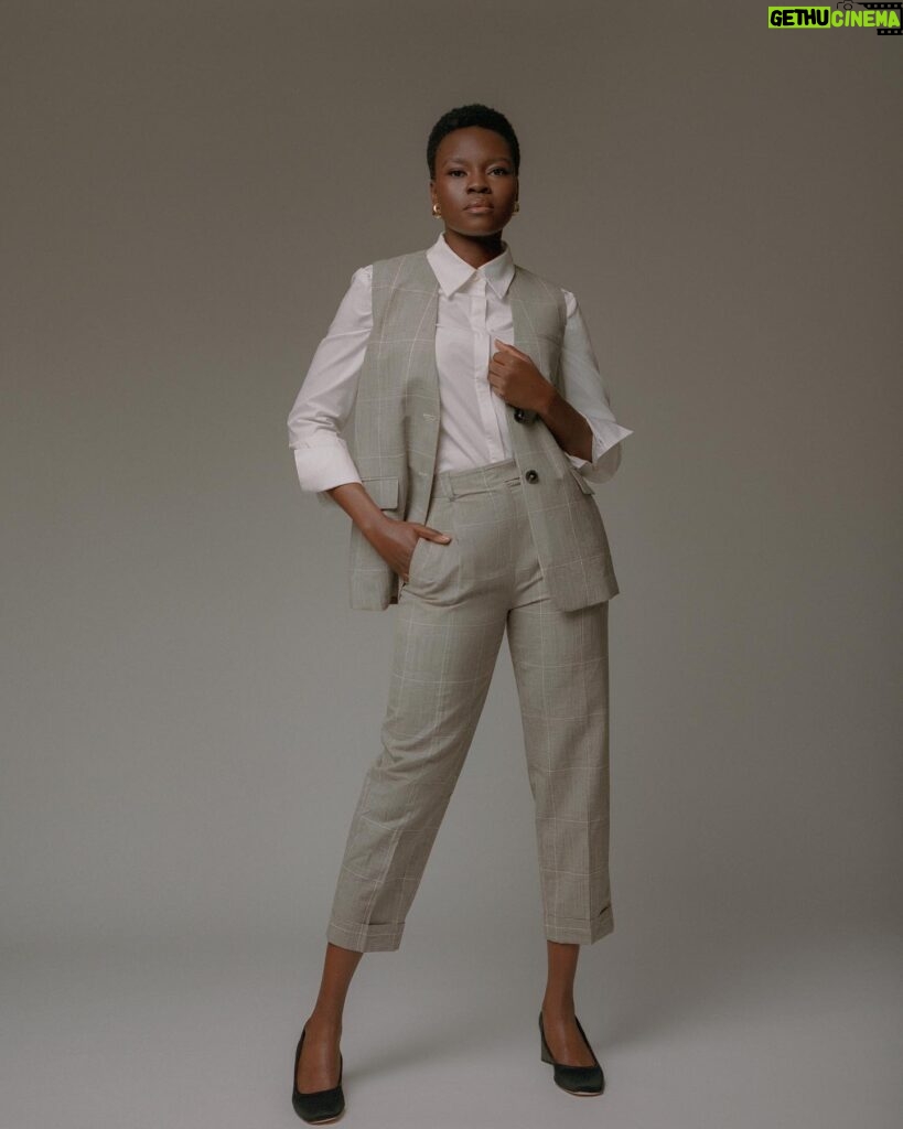 Actress Shaunette Renée Wilson HD Instagram Photos and Wallpapers June ...
