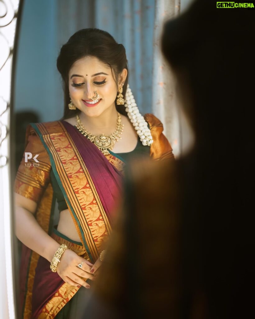 Actress Shruthi Ramesh HD Instagram Photos and Wallpapers June 2024 ...