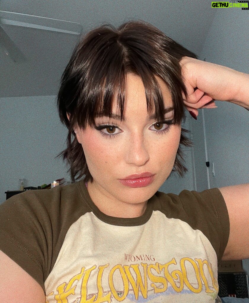 Actress Skyler Wright Hd Instagram Photos And Wallpapers June 2024