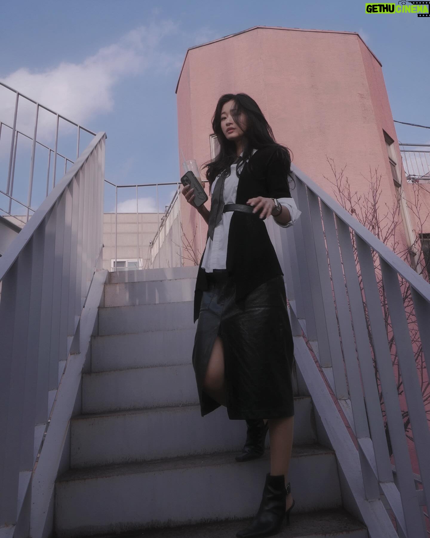 Actress Song Chae-yoon HD Instagram Photos and Wallpapers April 2024 ...