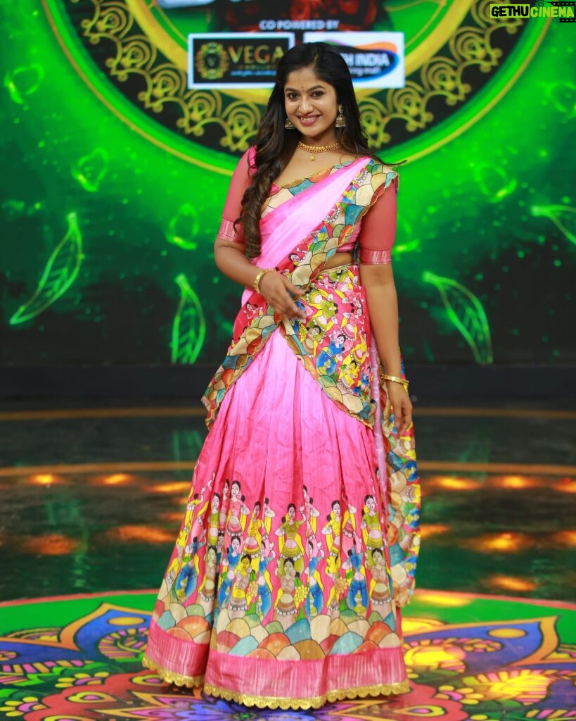 Actress Soundarya Reddy HD Instagram Photos and Wallpapers April 2024 ...