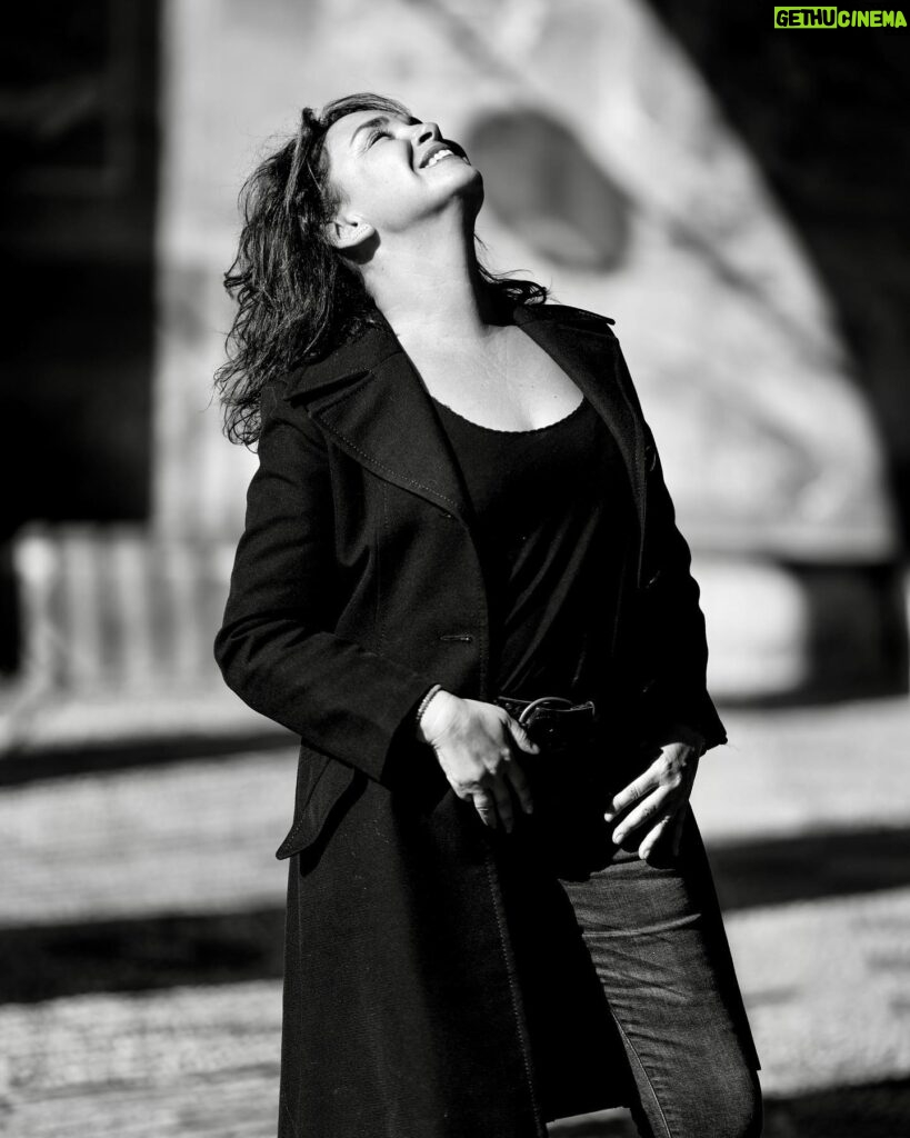 Actress Stéphanie Pareja HD Instagram Photos and Wallpapers January ...