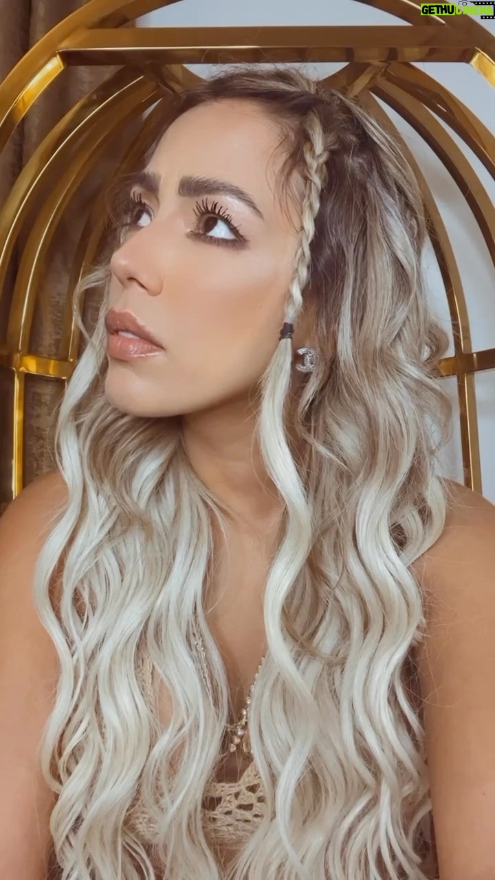 Actress Stephanie Herela HD Instagram Photos and Wallpapers June 2023 ...