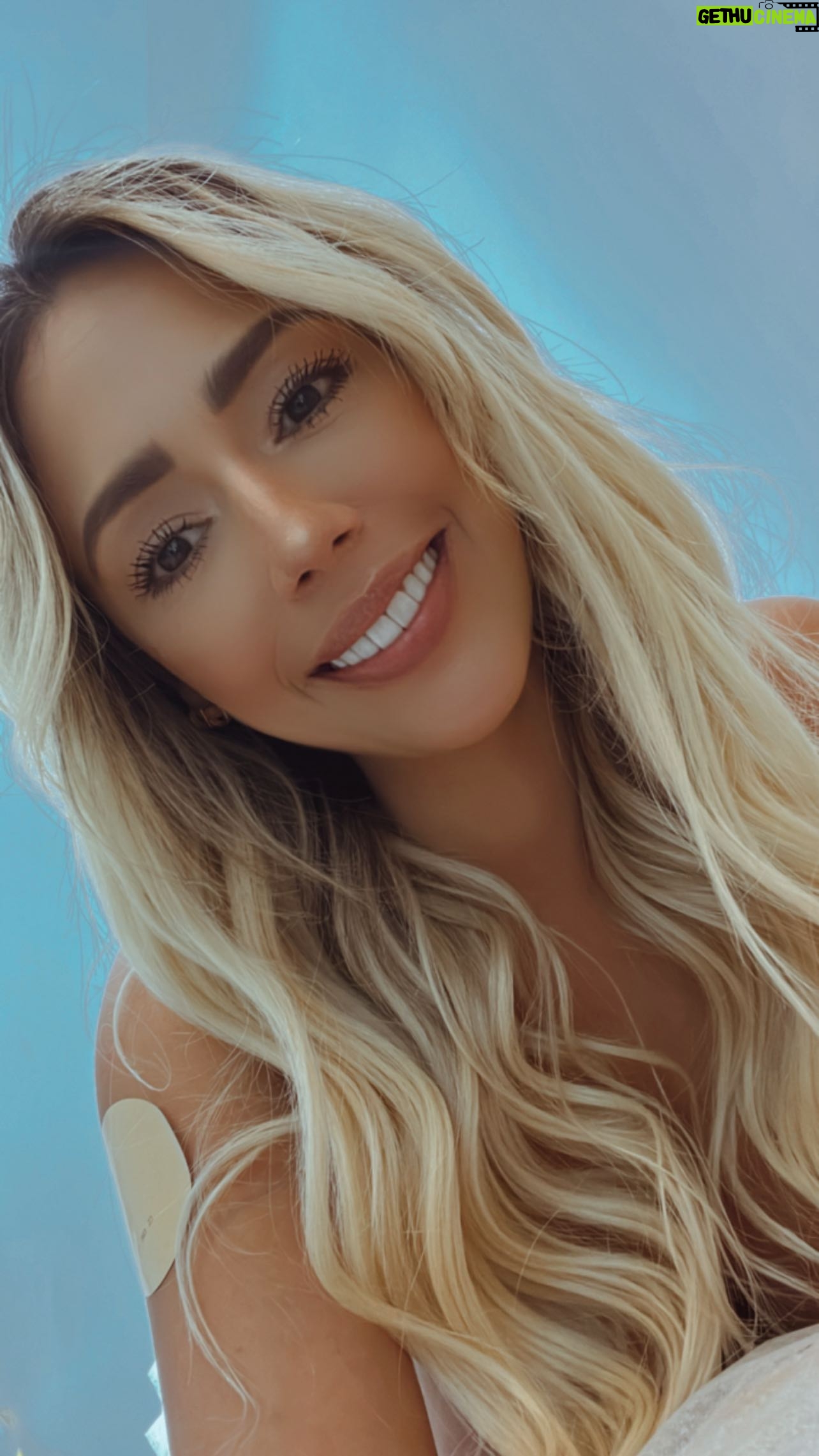 Actress Stephanie Herela HD Instagram Photos and Wallpapers June 2024 ...