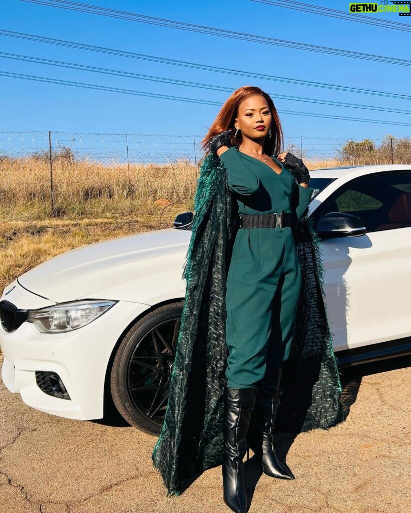Actress Sthandile Nkosi HD Instagram Photos and Wallpapers June 2023 ...