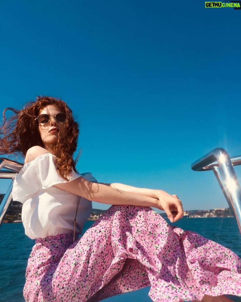 Actress Su Kutlu HD Photos and Wallpapers September 2024 | Gethu Cinema