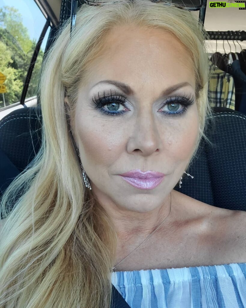 Actress Terri Runnels HD Instagram Photos and Wallpapers October 2023 ...