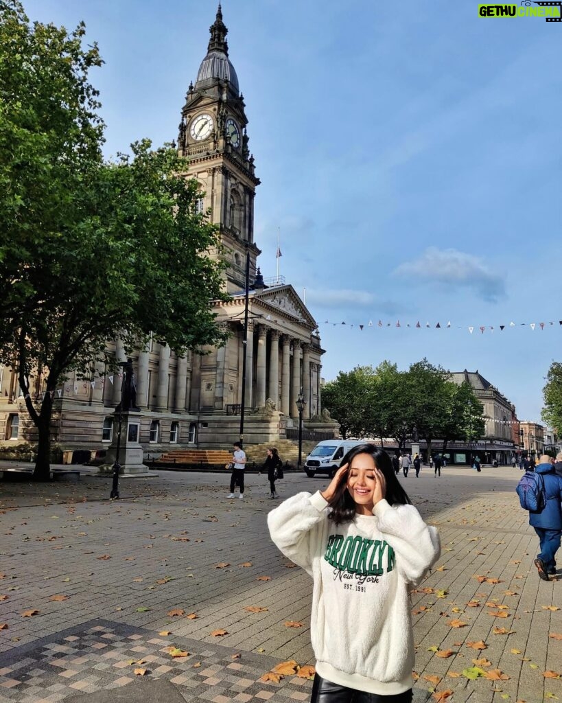 Actress Tina Philip HD Instagram Photos and Wallpapers May 2024 | Gethu ...