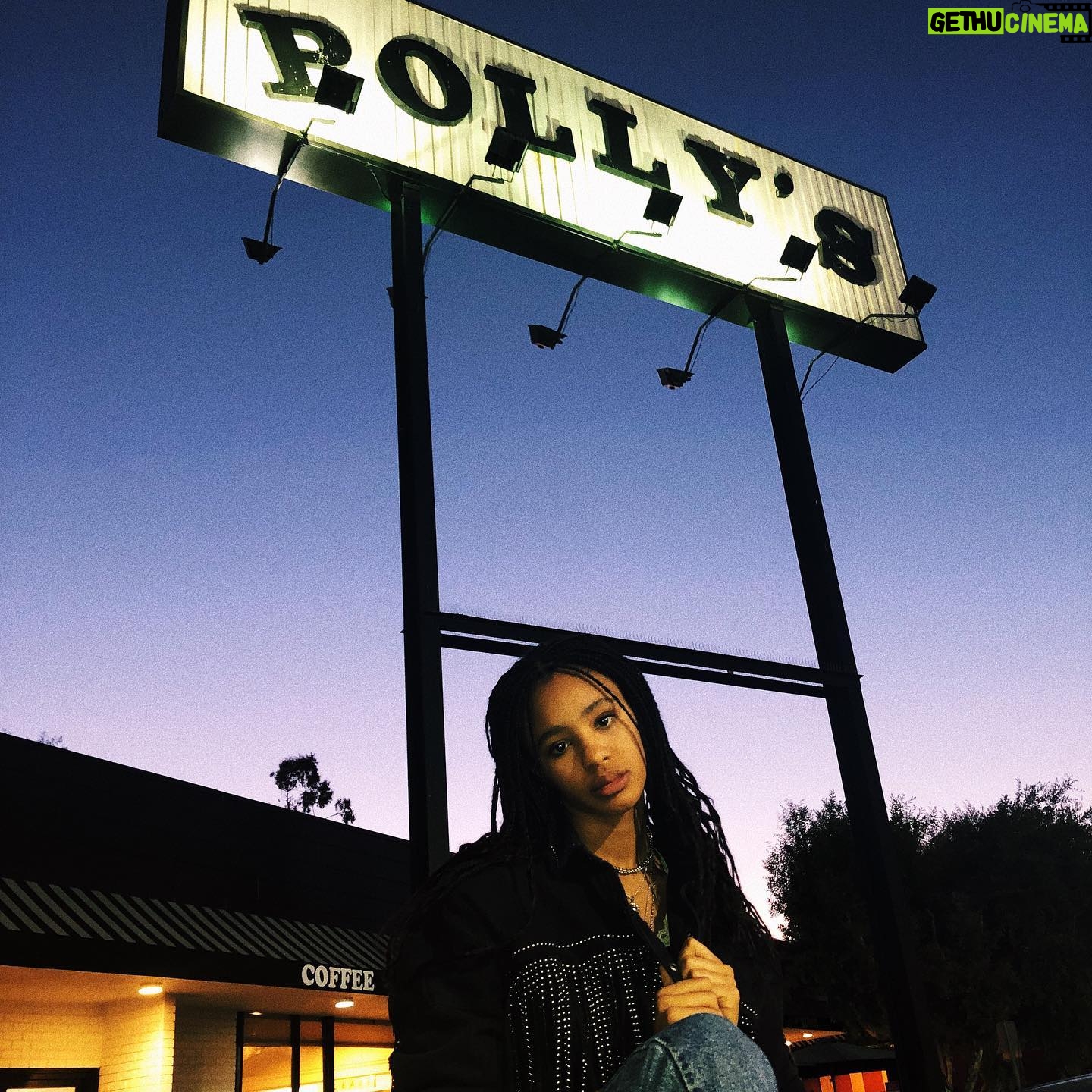 Troy Leigh-Anne Johnson | Gethu Cinema