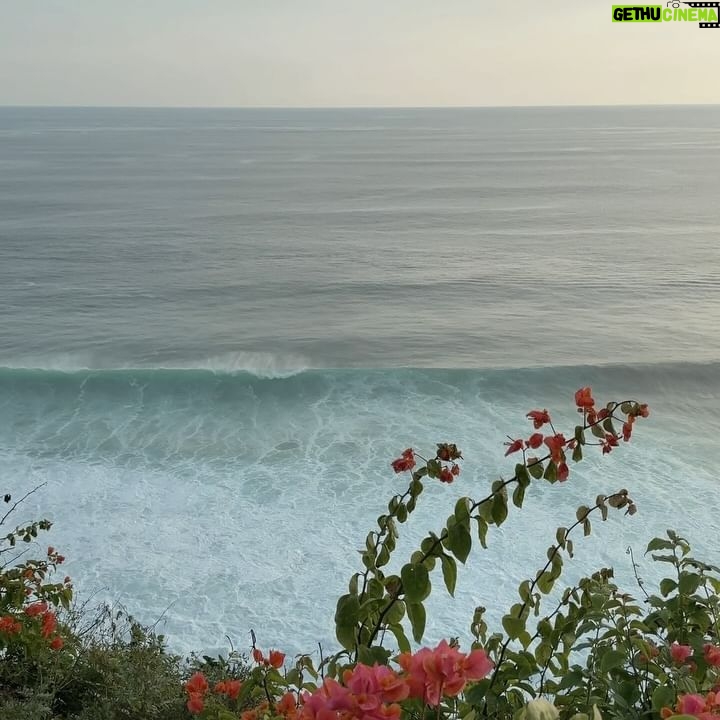 Victoria Spence Instagram – One of my favourite things about my 20s has ...