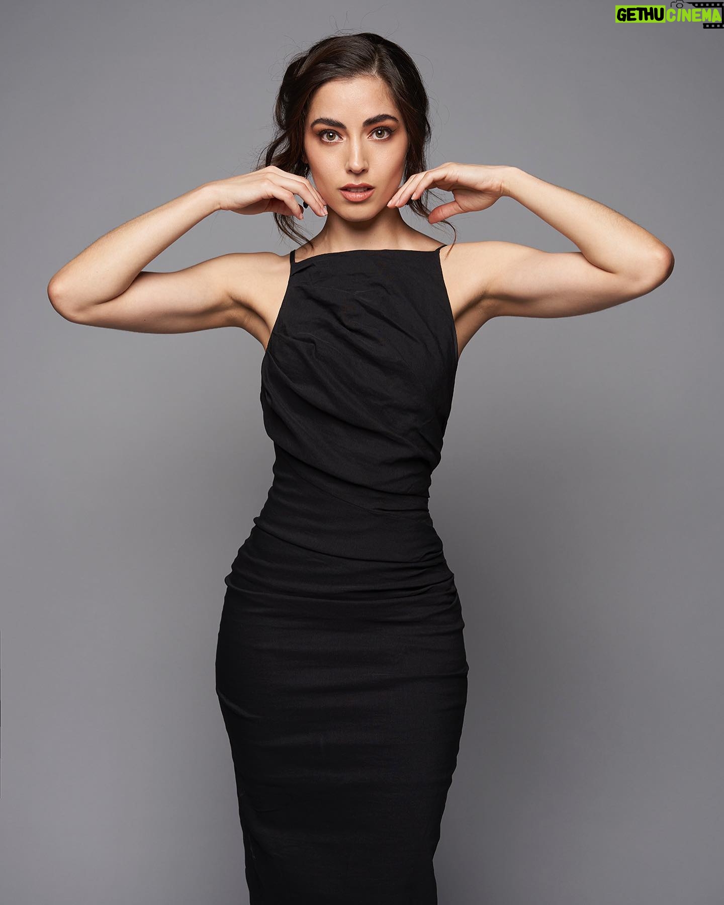 Yare Santana Wiki, Biography, Age, Gallery, Spouse and more