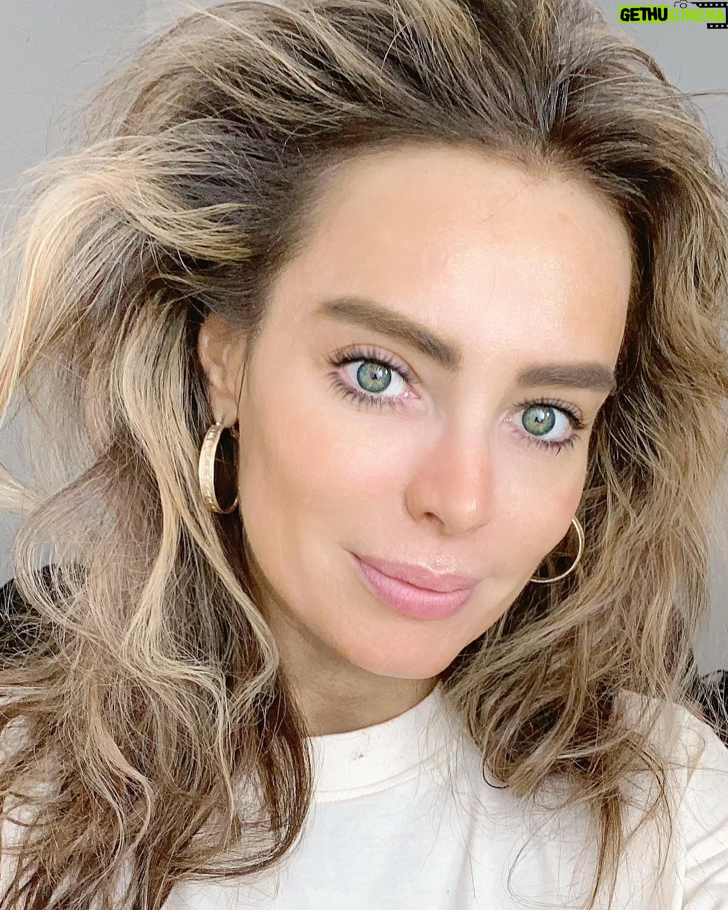 Yoanna House Wiki, Biography, Age, Gallery, Spouse and more