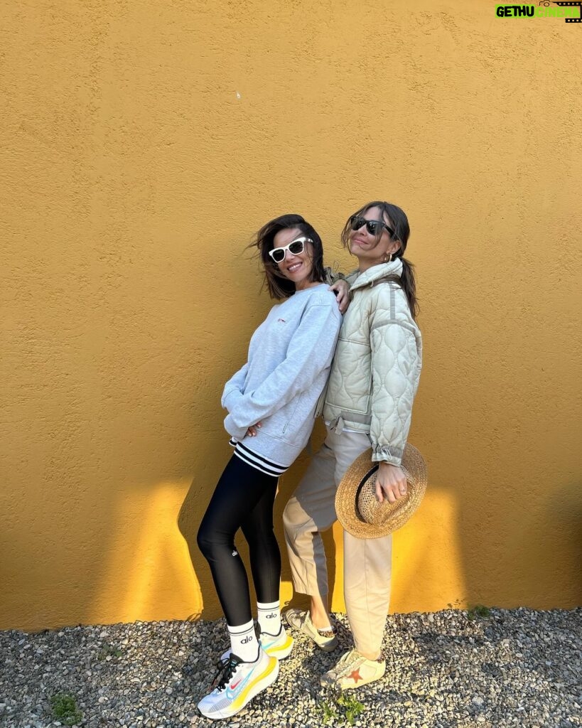 Actress Zeynep Özder HD Instagram Photos and Wallpapers April 2024 ...