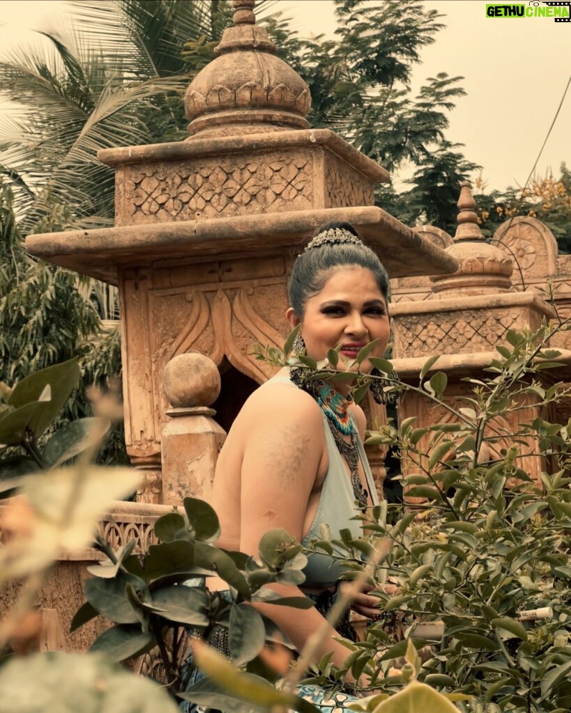 Actress Abha Paul HD Instagram Photos and Wallpapers July 2024 | Gethu ...