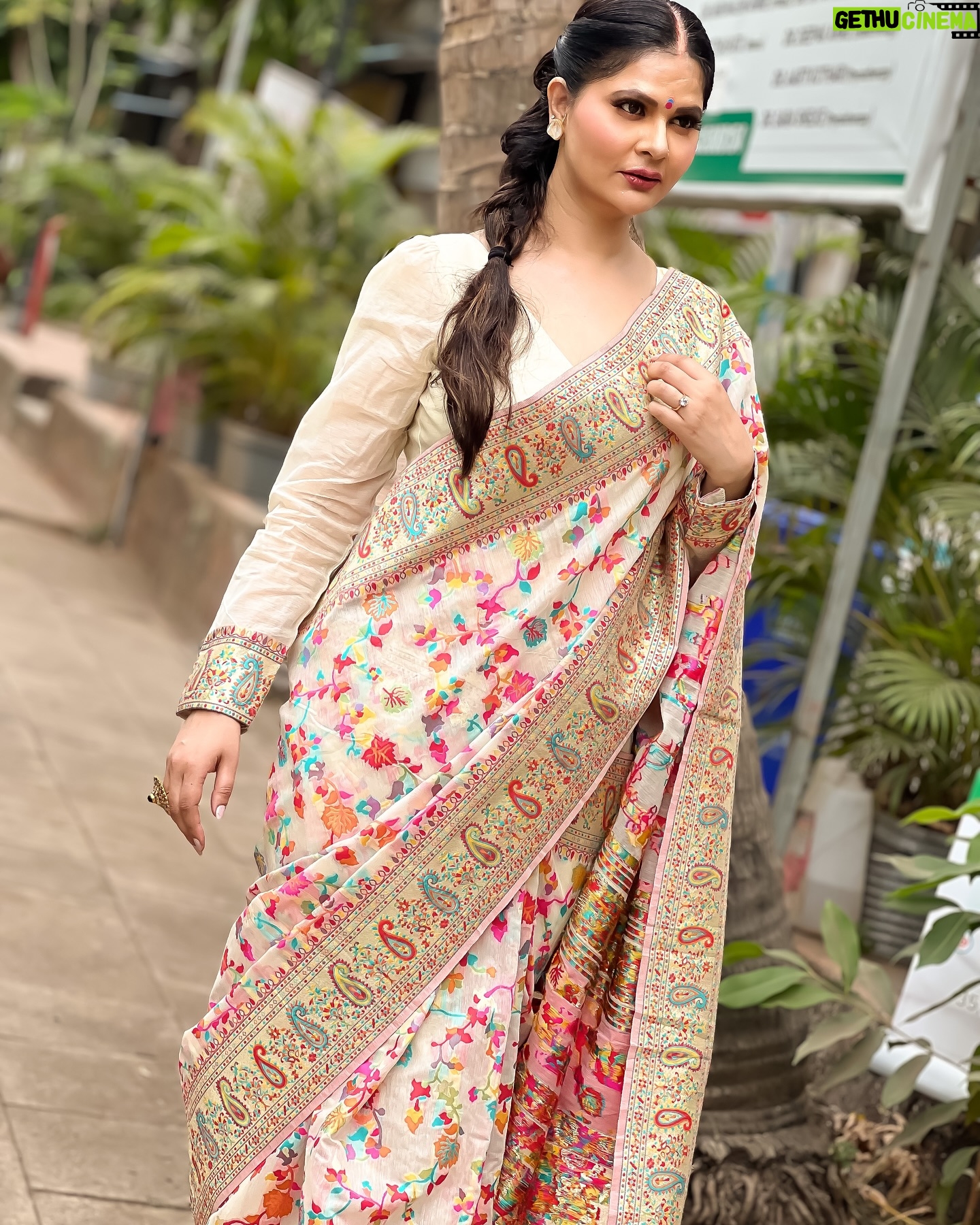 Actress Abha Paul HD Instagram Photos and Wallpapers June 2024 | Gethu ...