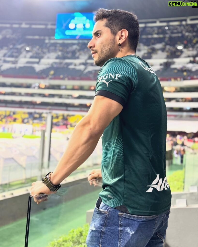 Actor Álex Perea HD Instagram Photos and Wallpapers June 2024 | Gethu ...