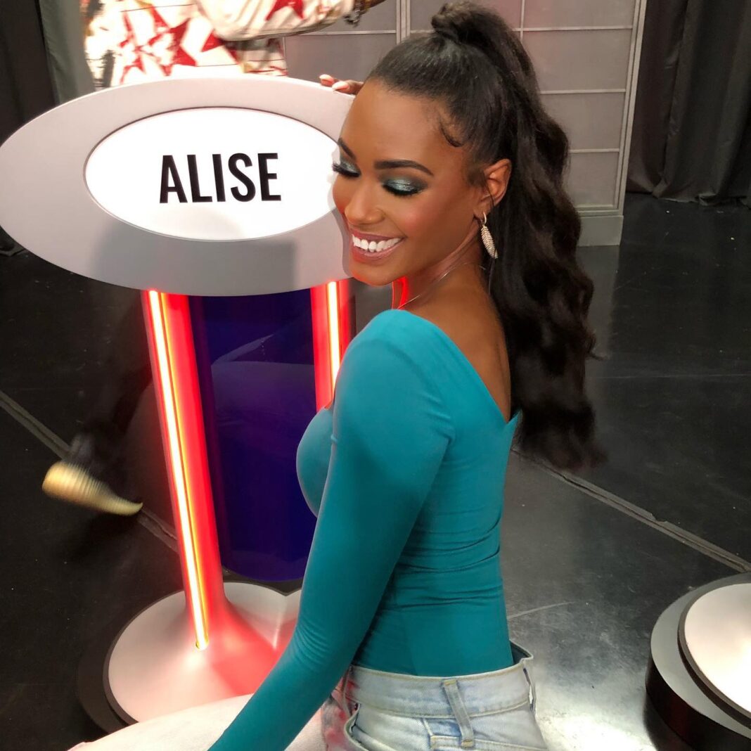 Actress Alise Willis HD Instagram Photos and Wallpapers June 2024 ...