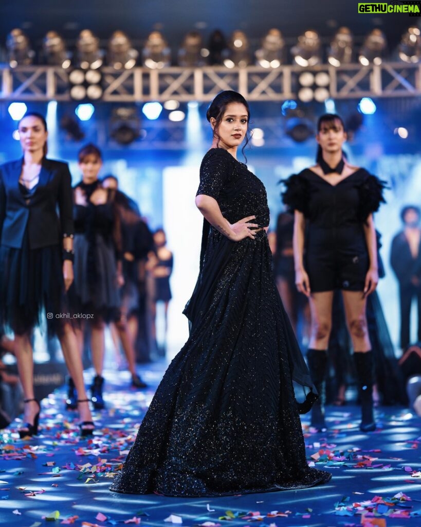 Actress Amritha Menon HD Instagram Photos and Wallpapers October 2023 ...