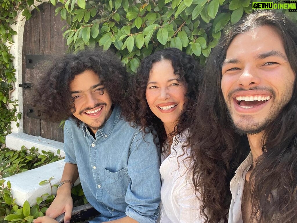 Actress Angela Alvarado HD Instagram Photos and Wallpapers May 2021 ...