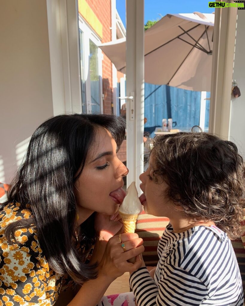 Actress Anjli Mohindra HD Instagram Photos and Wallpapers July 2021 ...