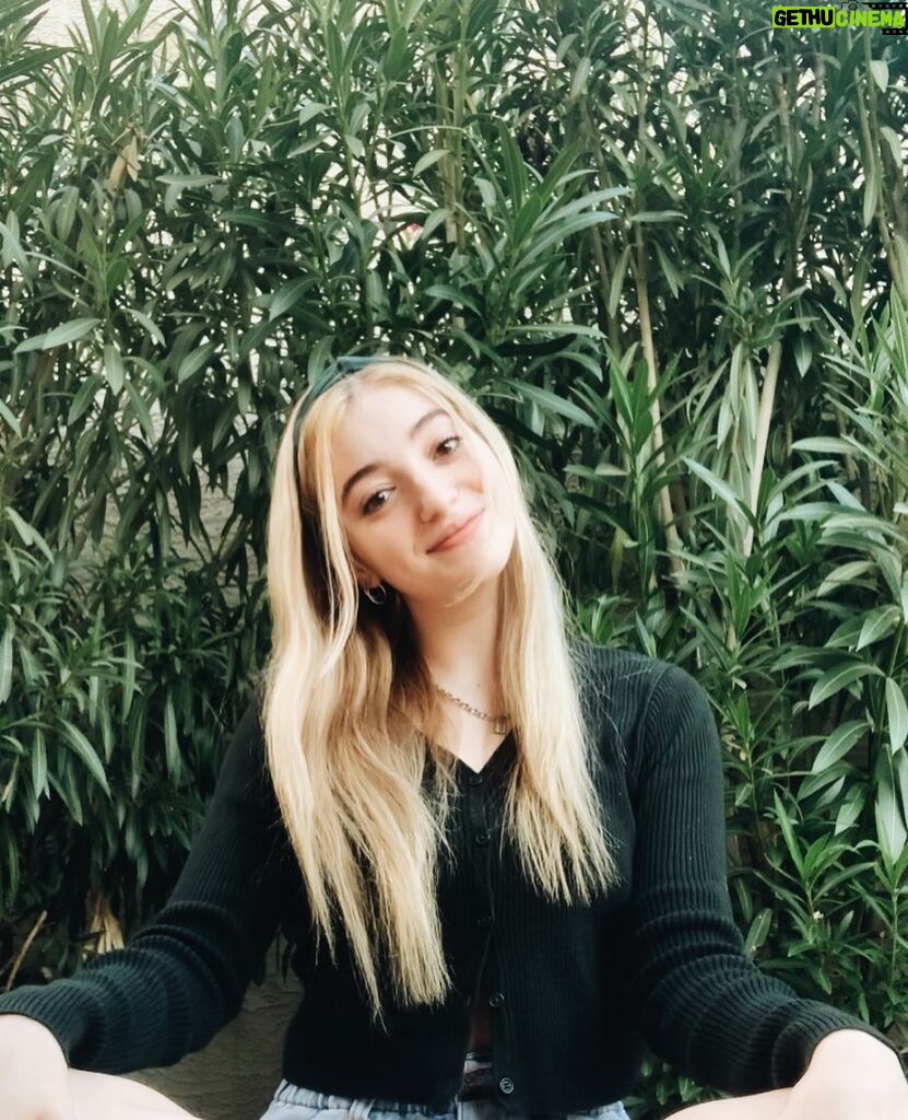 Actress Anna Harr HD Instagram Photos and Wallpapers August 2020 ...