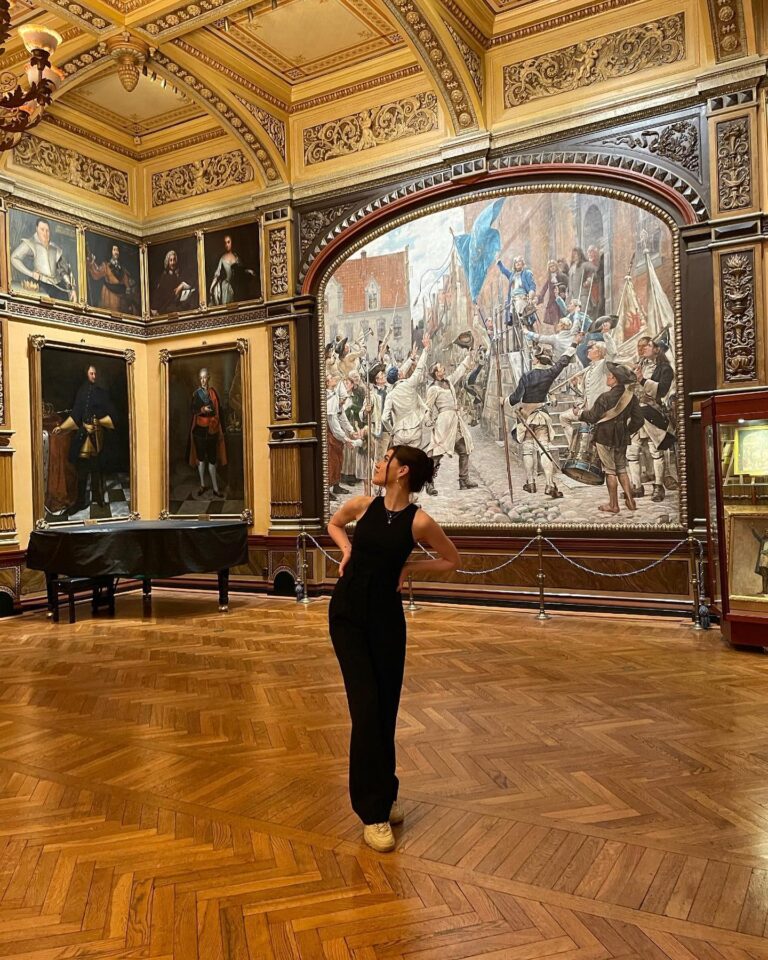 10 Stunning Instagram Photos of Anwen O'Driscoll