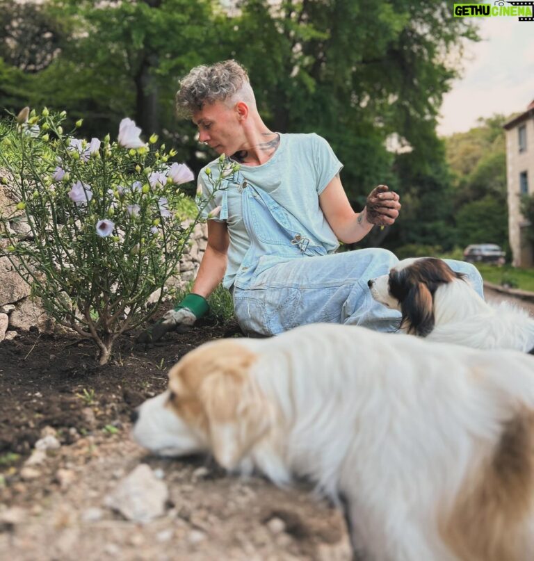 Top 10 Instagram Moments of Asaf Avidan