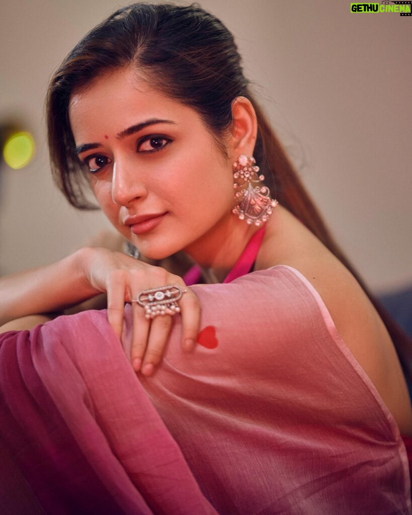 Actress Ashika Ranganath HD Instagram Photos and Wallpapers June 2024 ...