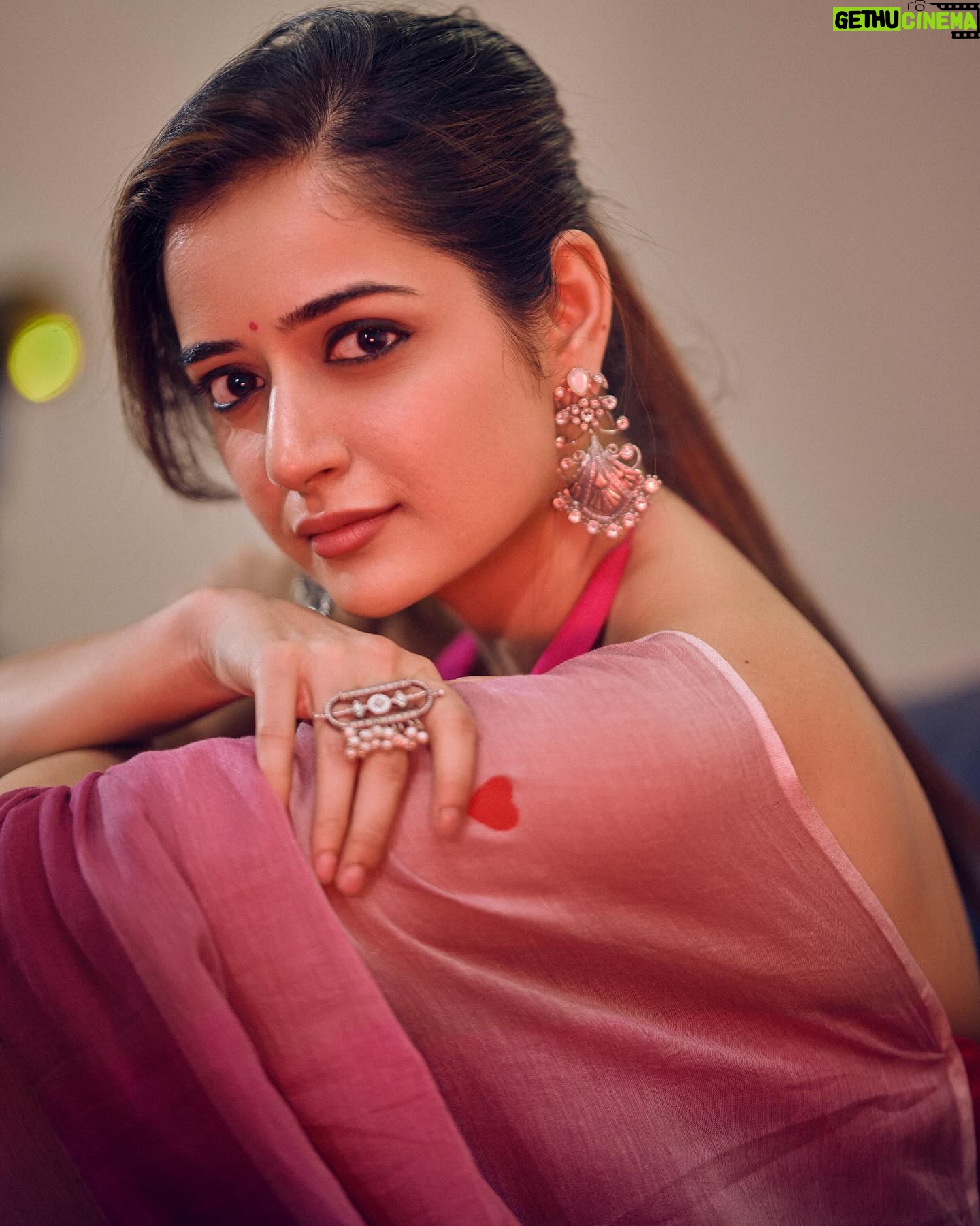 Actress Ashika Ranganath HD Instagram Photos and Wallpapers June 2024 ...