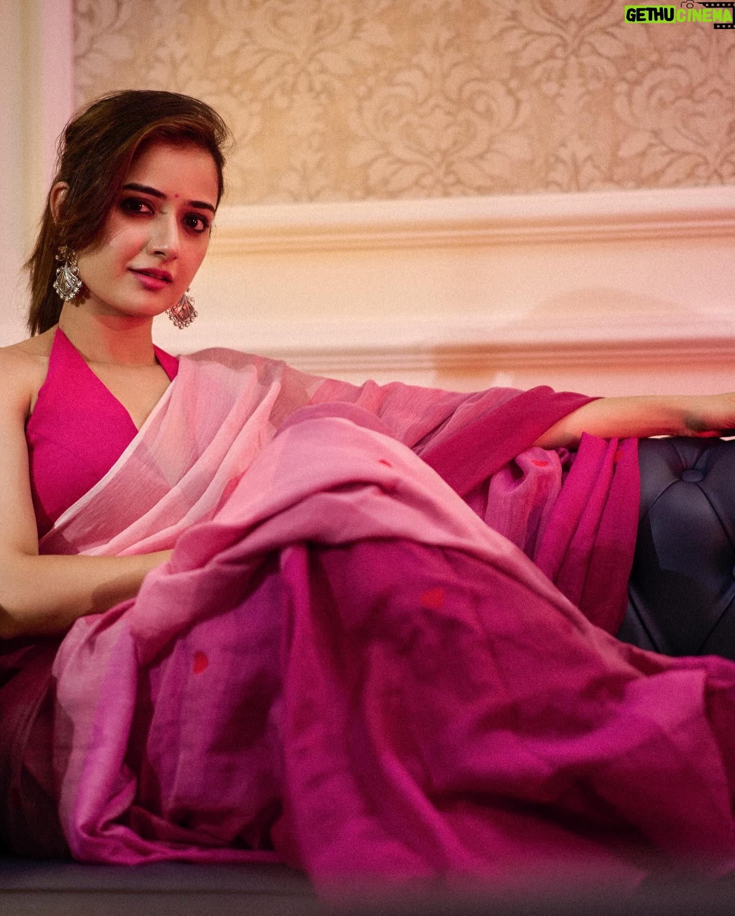 Actress Ashika Ranganath HD Instagram Photos and Wallpapers June 2024 ...