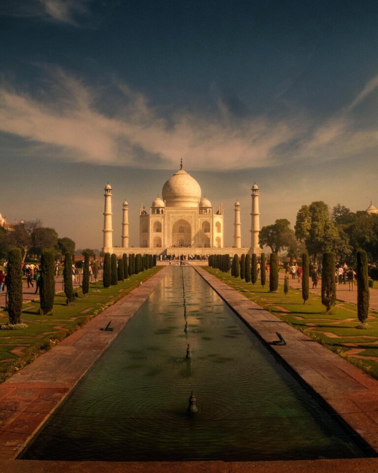 The Most Loved Instagram Photos of Berk Hakman: Top 10