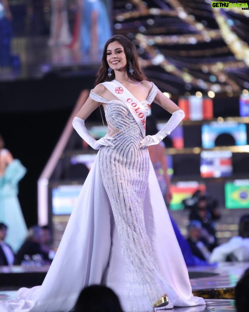 Actress Camila Pinzón HD Instagram Photos and Wallpapers June 2024 ...