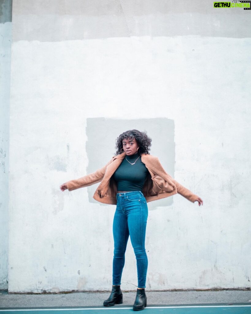 Actress Celia Rose Gooding HD Instagram Photos and Wallpapers May 2020 ...