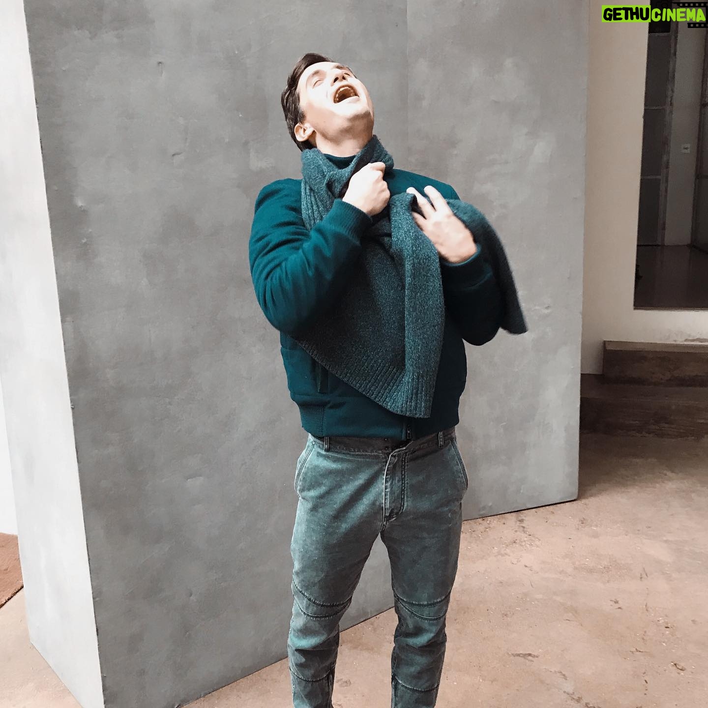 Charlie Siem | Gethu Cinema