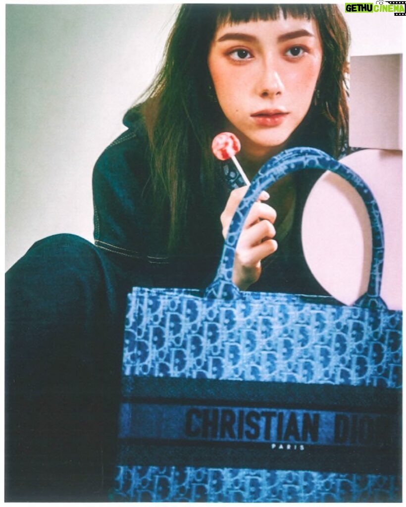 Actress Charlize Lamb HD Instagram Photos and Wallpapers June 2024 ...