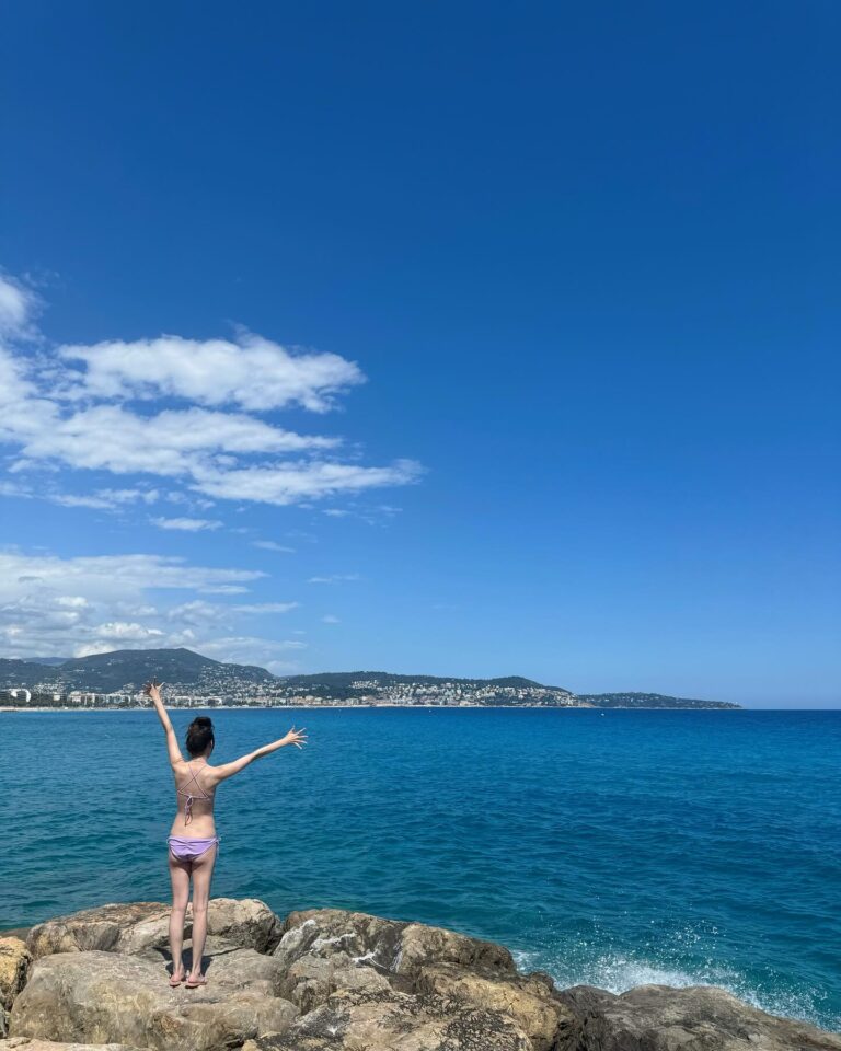 Ching-Tien Li's Instagram: Top 10 Most Loved Photos