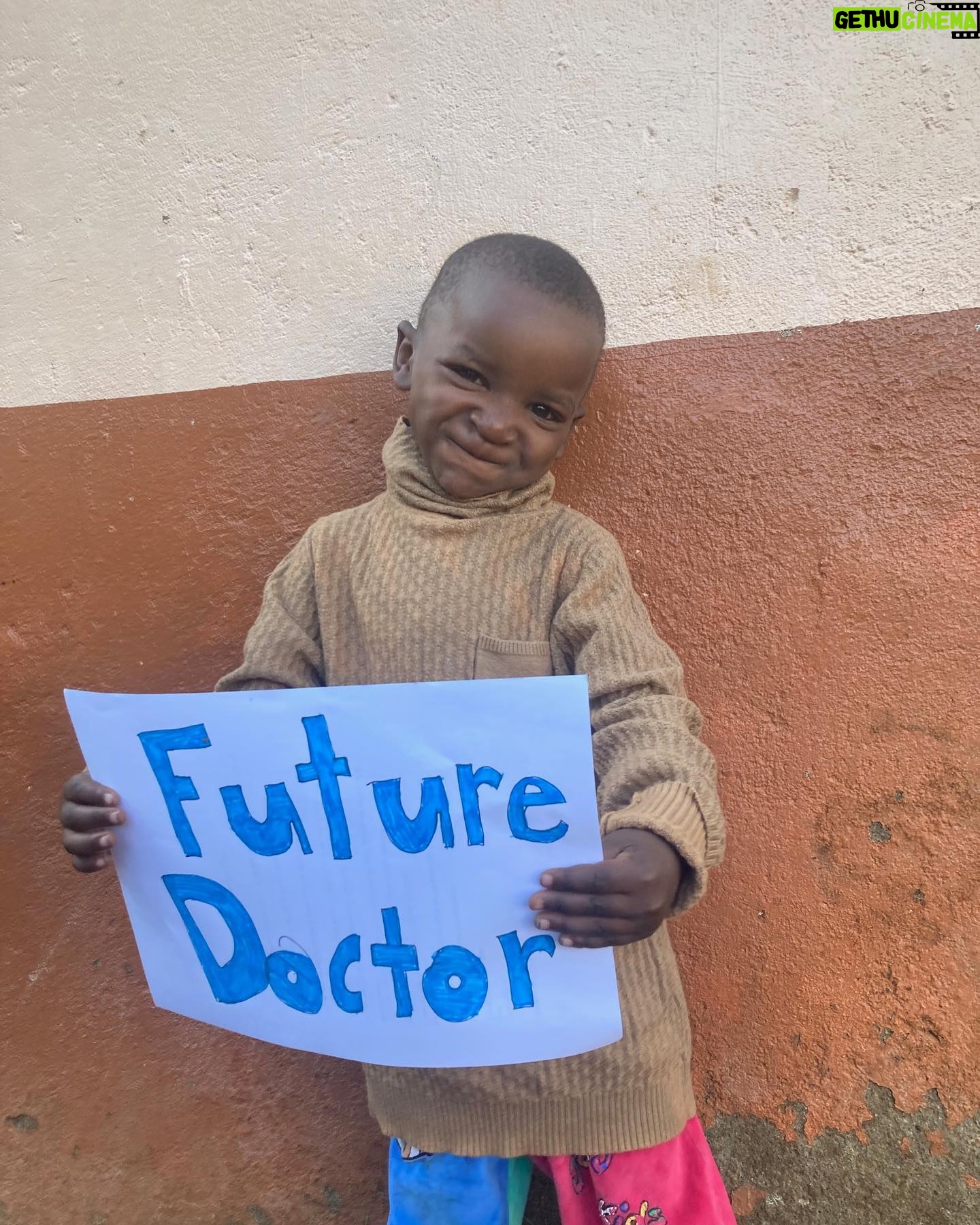 Dayle Haddon | Gethu Cinema