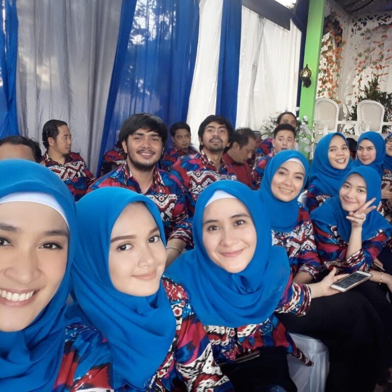 Unveiling Denaya Bintang Azmi's Most Liked Instagram Photos: A Top 10 List!