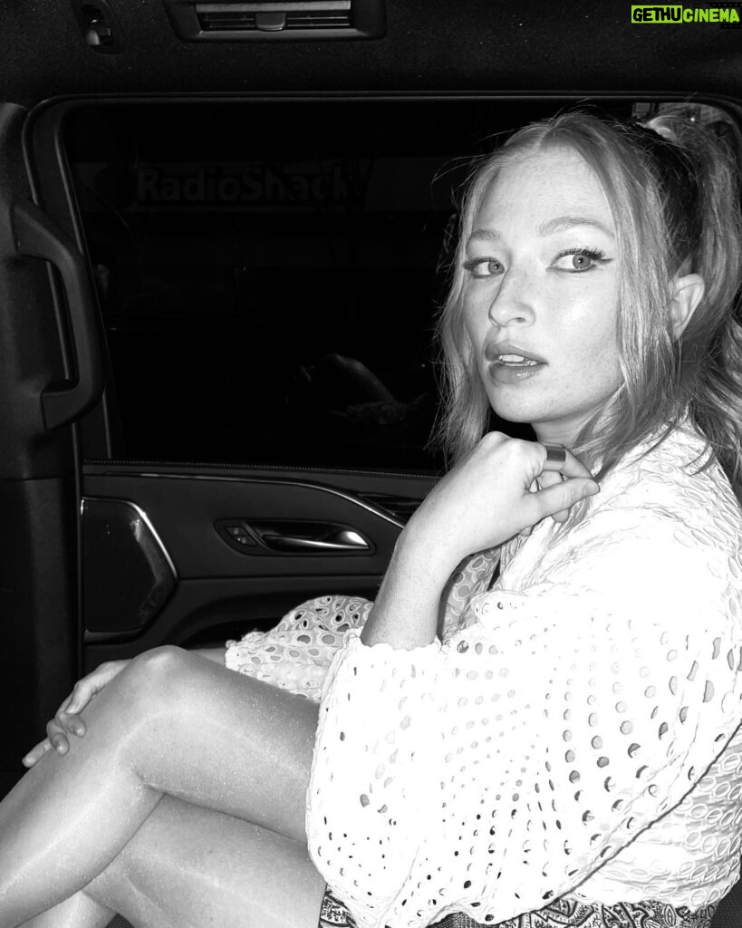 Actress Diana Hopper HD Instagram Photos and Wallpapers November 2022 ...