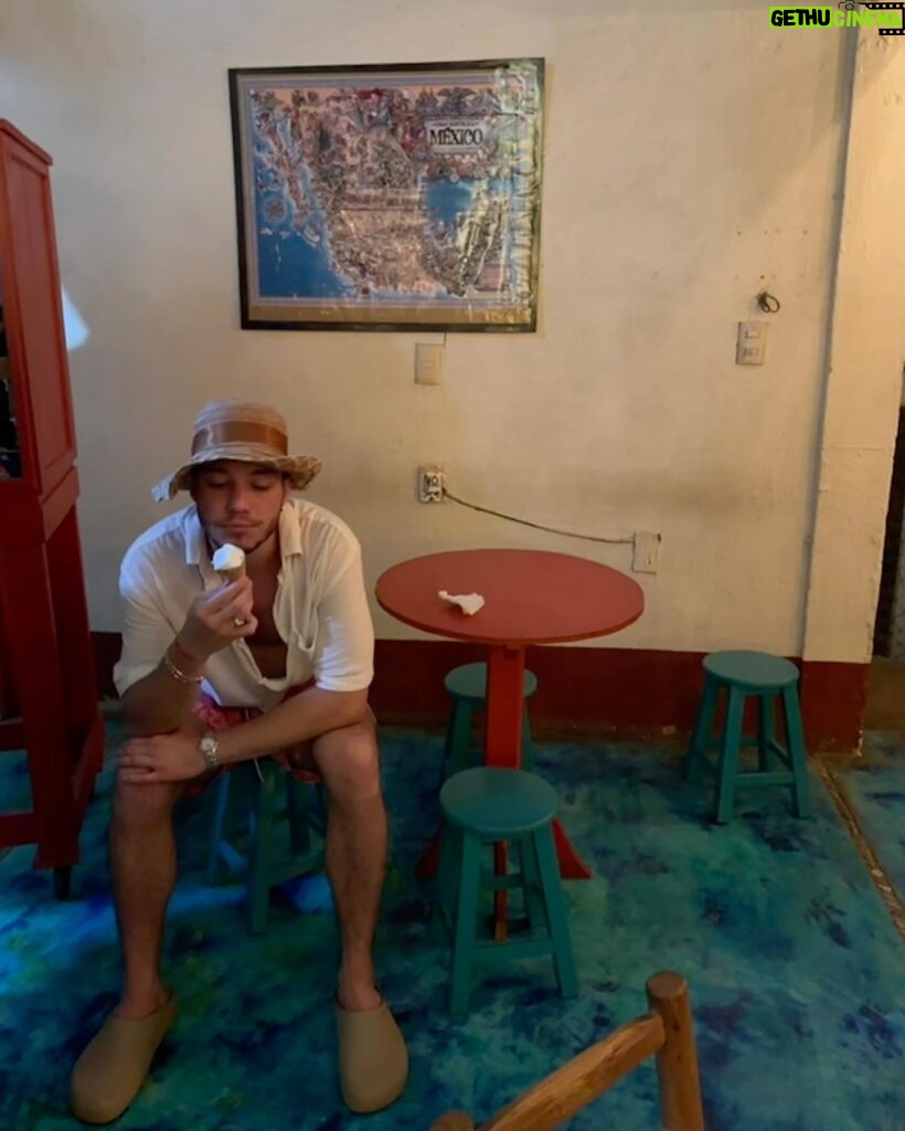 Actor Eduardo Maruri HD Instagram Photos and Wallpapers May 2024 ...