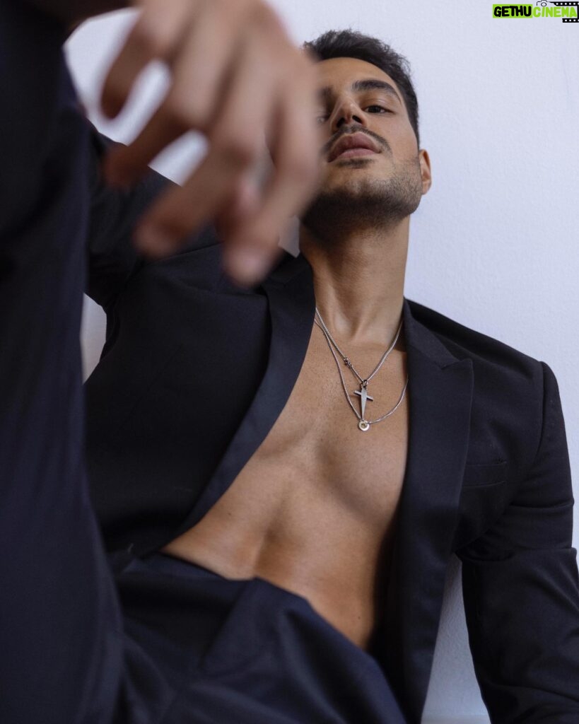 Actor Felipe Gomes HD Instagram Photos and Wallpapers July 2023 | Gethu ...