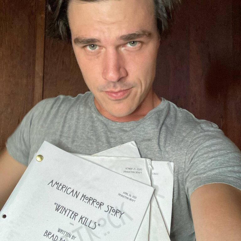 Top 10 Instagram Hits from Finn Wittrock