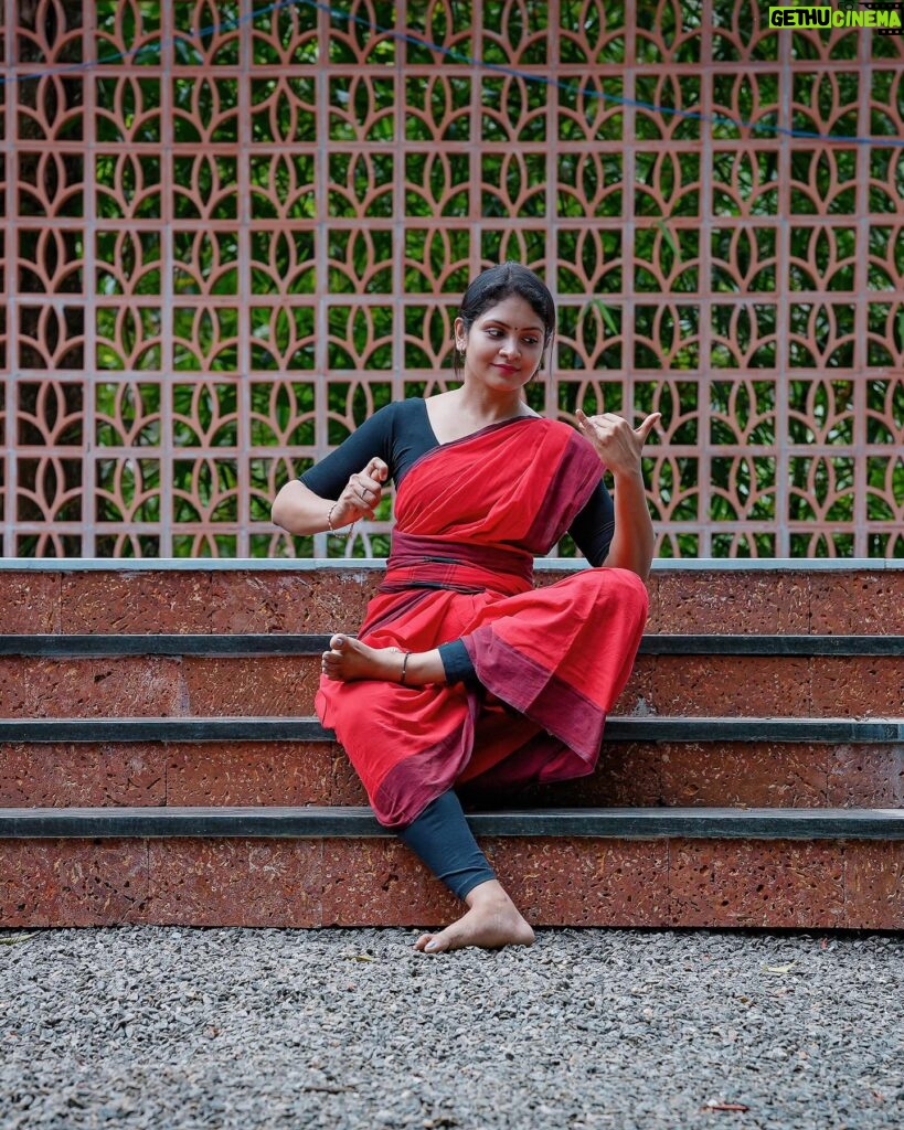 Actress Gayathri Arun HD Instagram Photos and Wallpapers July 2024 ...