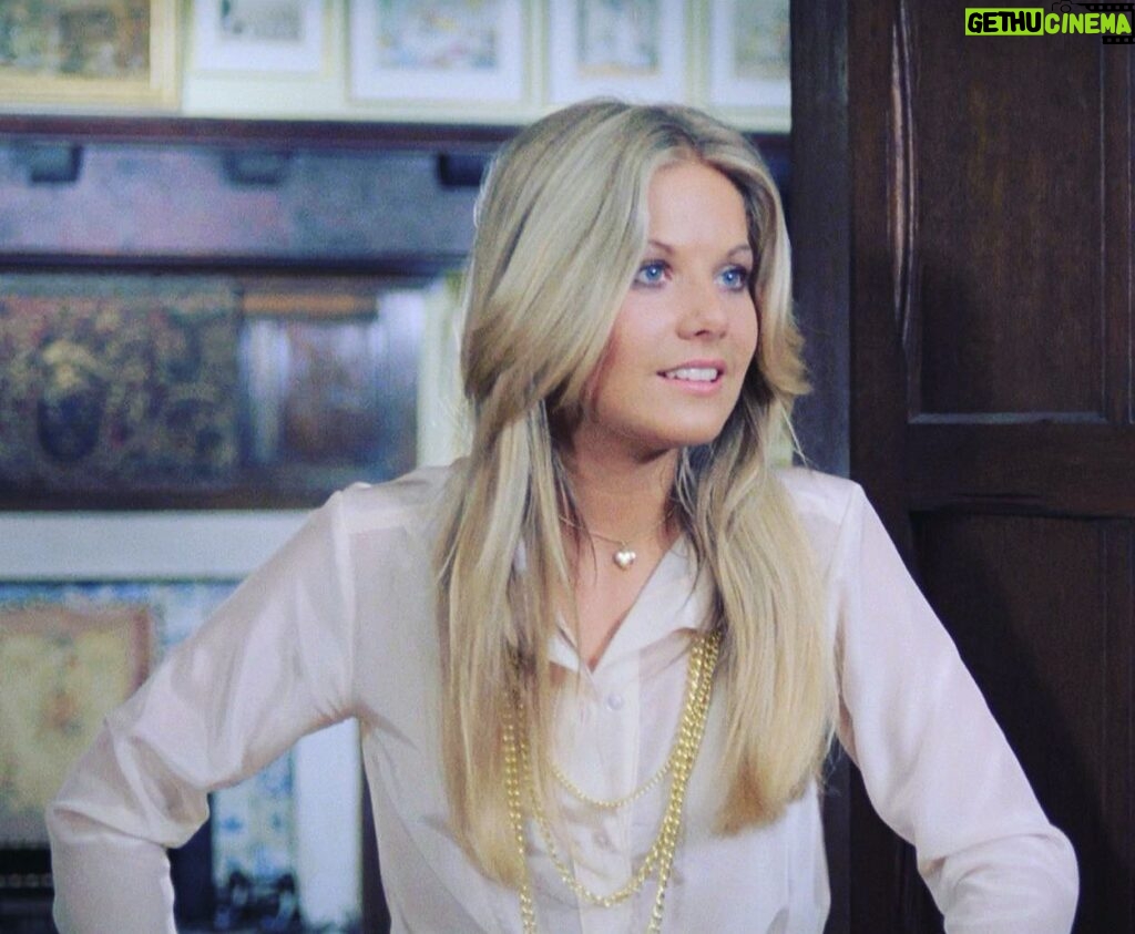 Actress Glynis Barber HD Instagram Photos and Wallpapers April 2023 ...