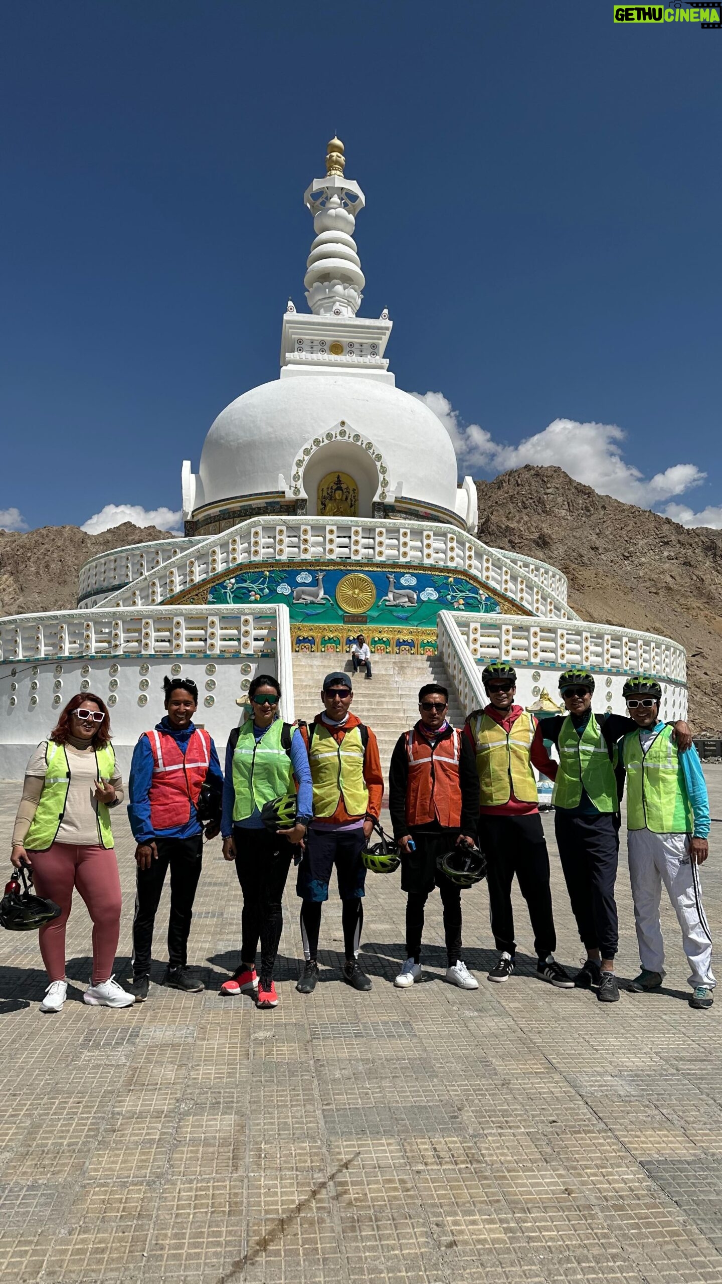 Actress Gul Panag HD Instagram Photos and Wallpapers July 2024 | Gethu ...